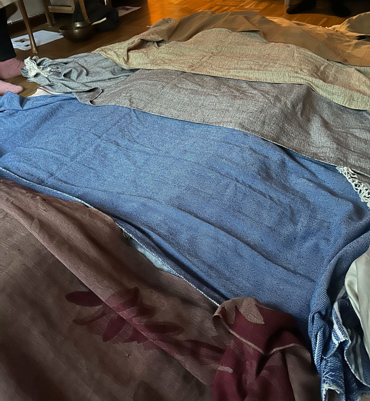 Closing the bones - Postpartum ceremony in Stockholm. - doulabyn